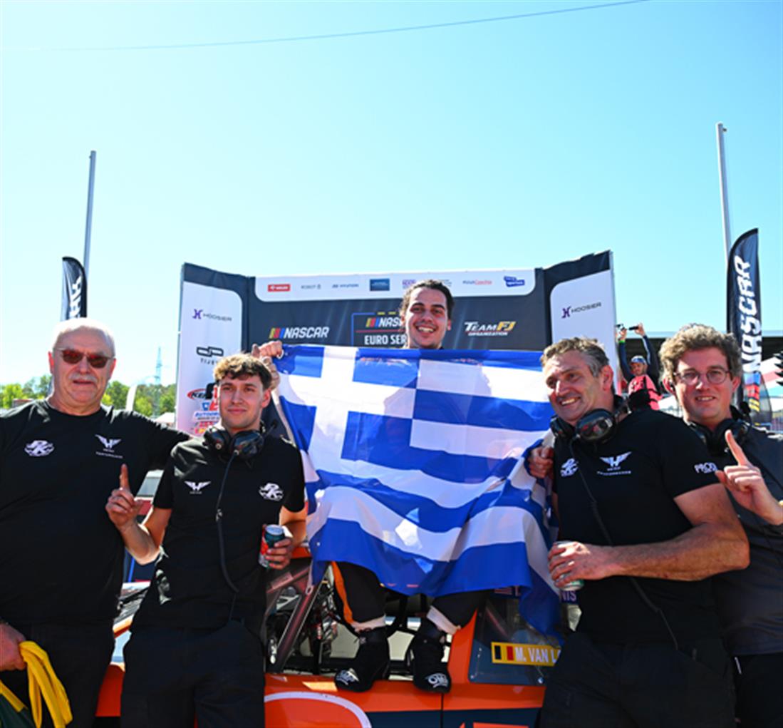 ANT1 TV / Θωμάς Κρασώνης: Κατέκτησε το ευρωπαϊκό πρωτάθλημα NASCAR, στην κατηγορία OPEN